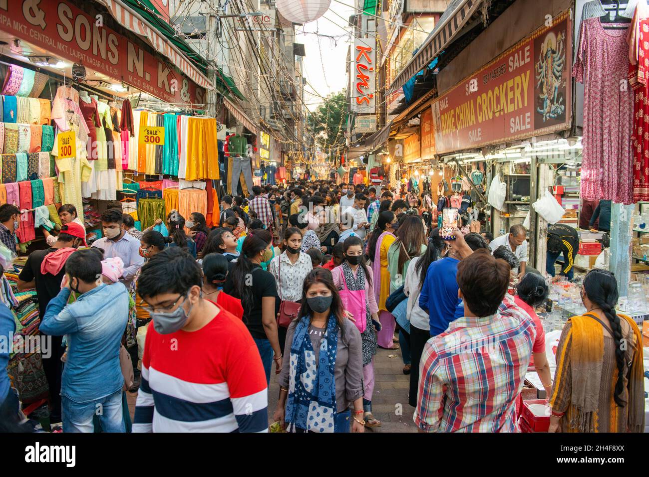 New Delhi, India-Oct 31 2021: Diwali rush A view of crowded Lajpat ...