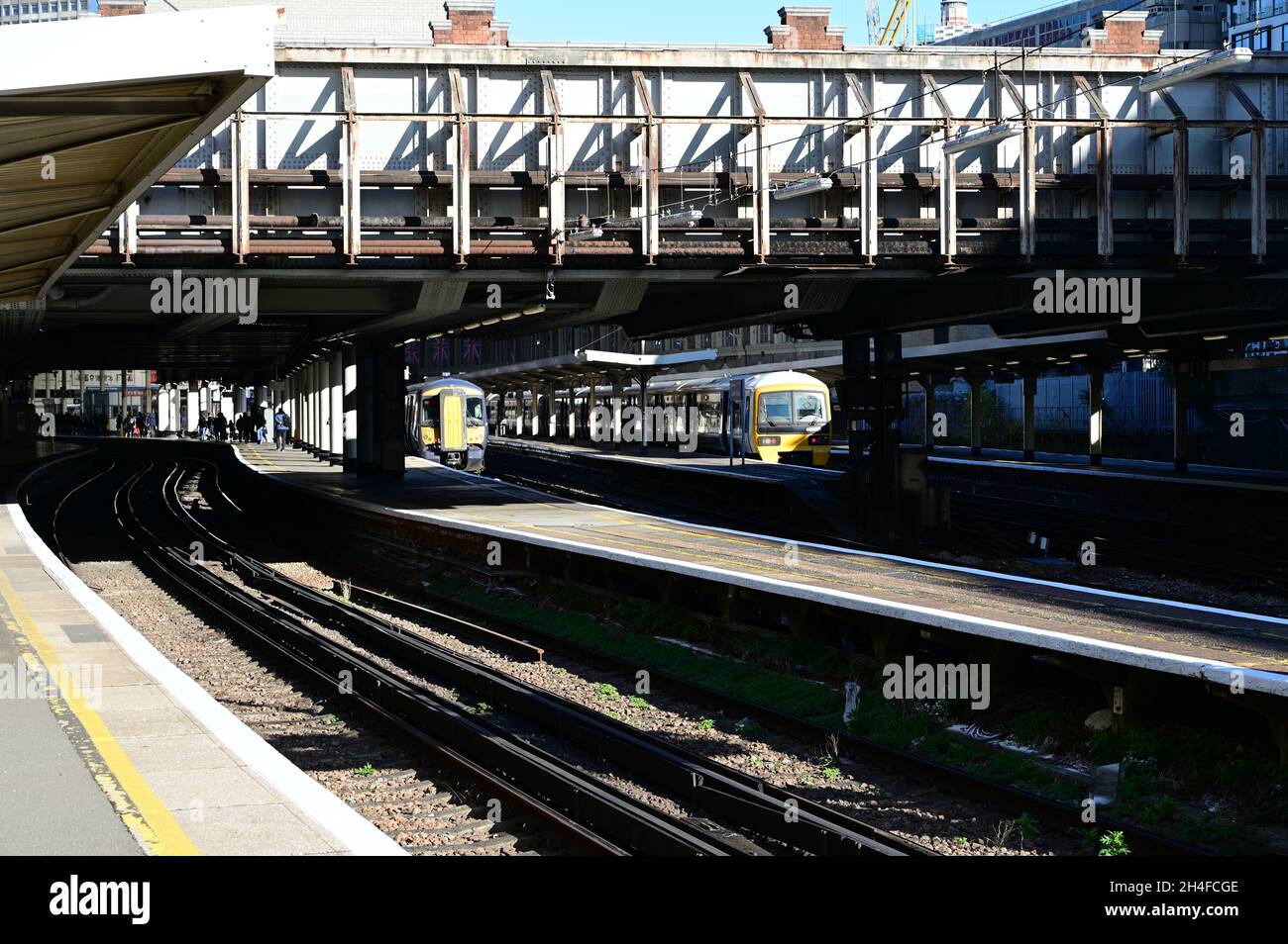 Southeastern trains at London Victoria station Stock Photo - Alamy