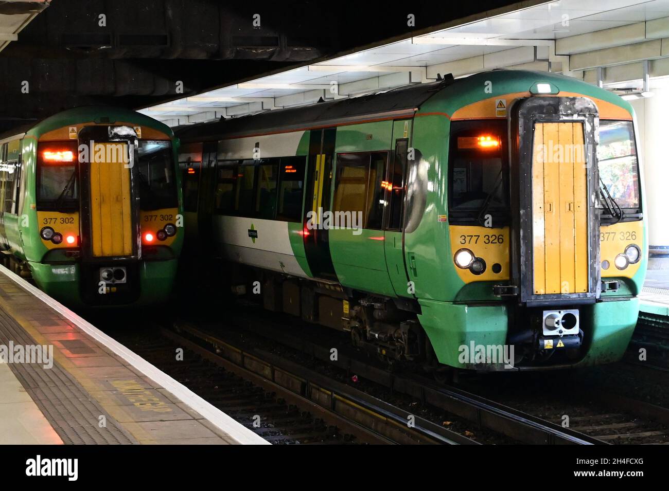 Two southern class 377 locomotives at London Victoria station Stock ...