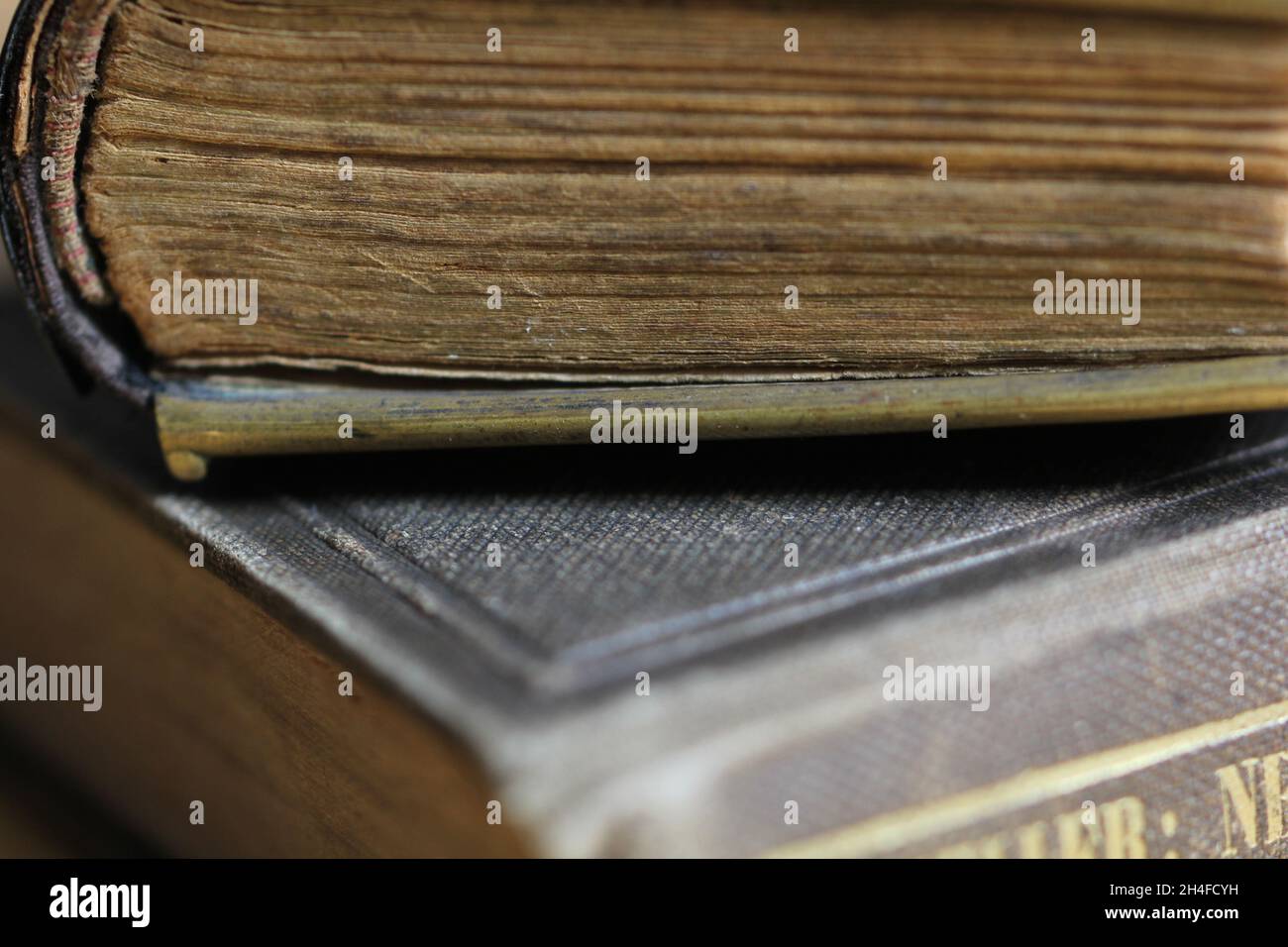 Closeup shot closed book hi-res stock photography and images - Alamy