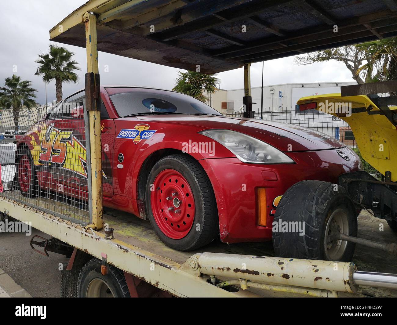 Nissan 350z hi-res stock photography and images - Alamy
