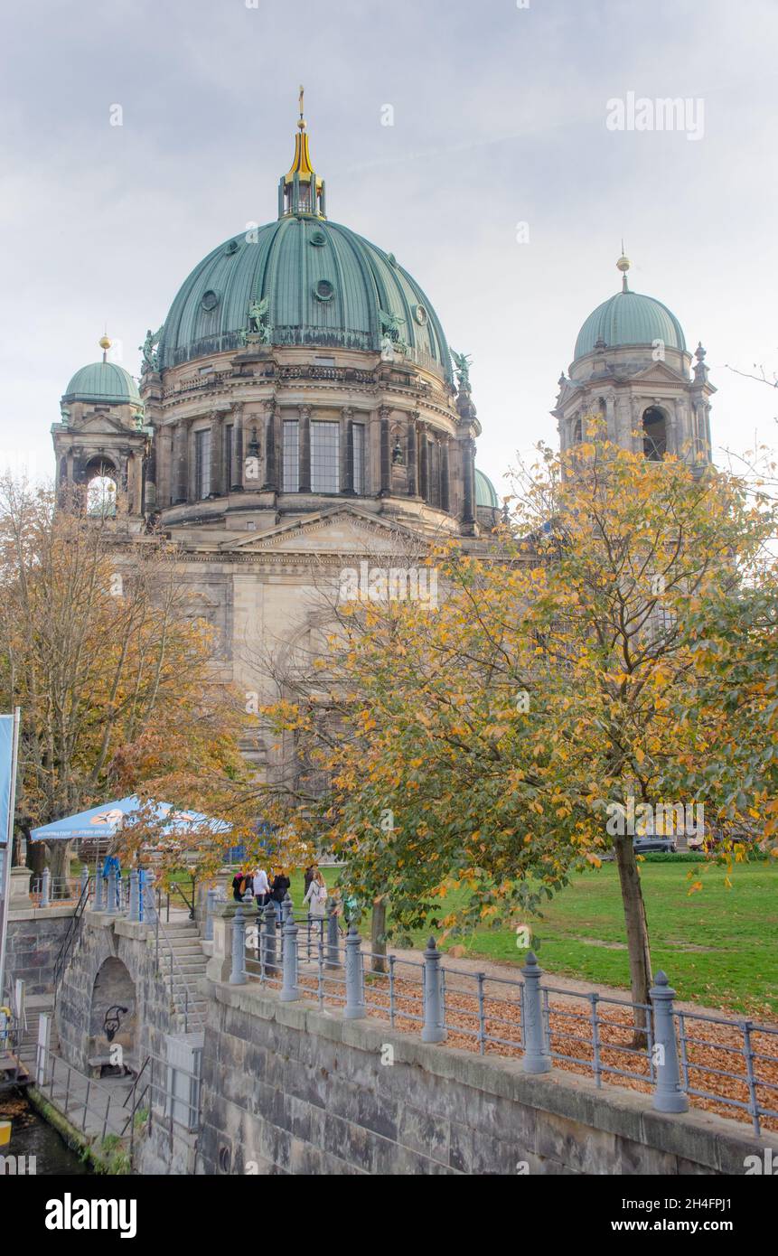 August hauptstadt hi-res stock photography and images - Alamy