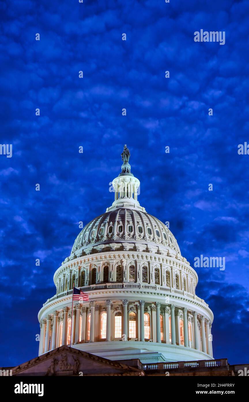 Washing dc with flag hi-res stock photography and images - Alamy