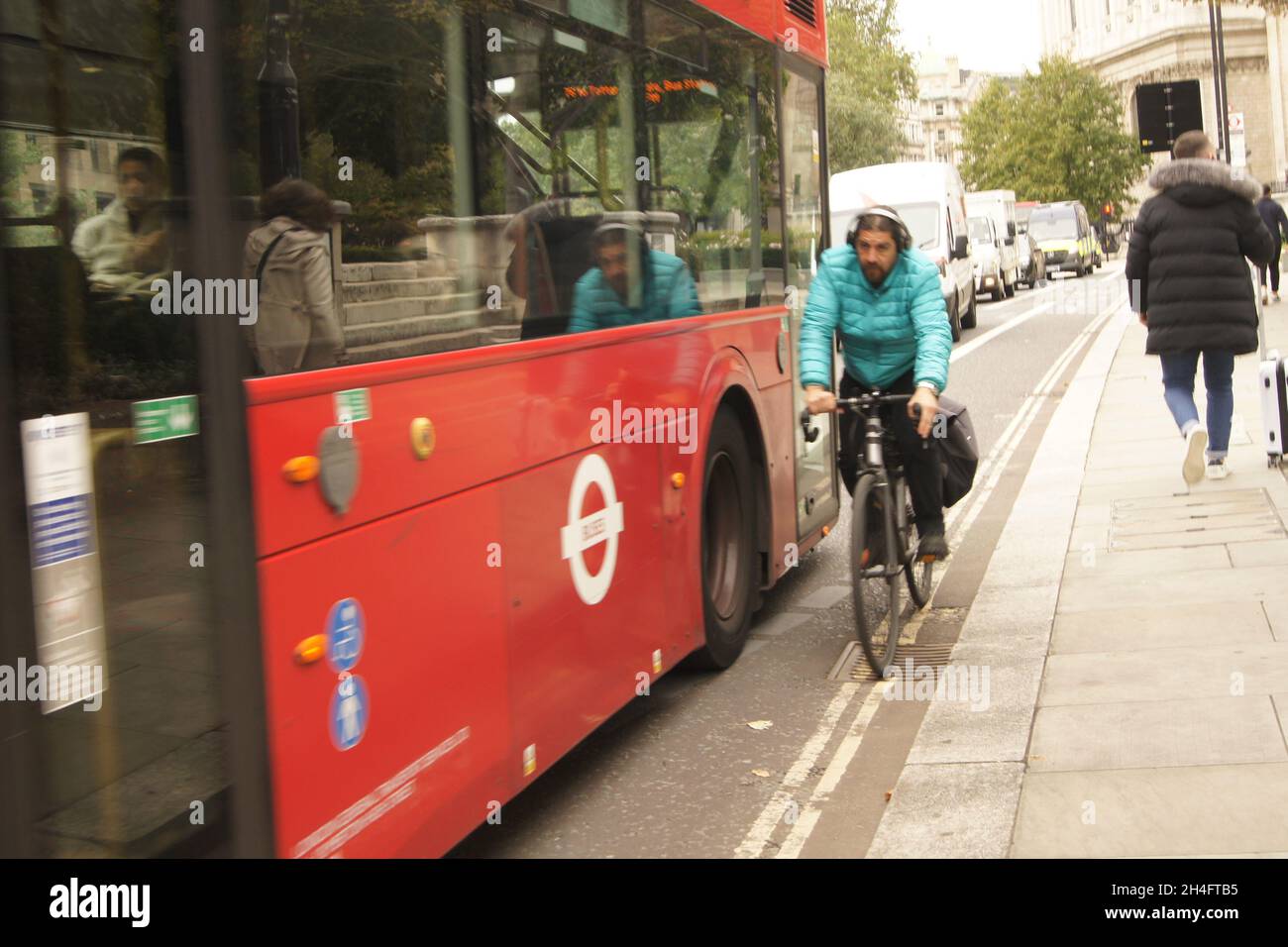London cycle safety hi-res stock photography and images - Alamy