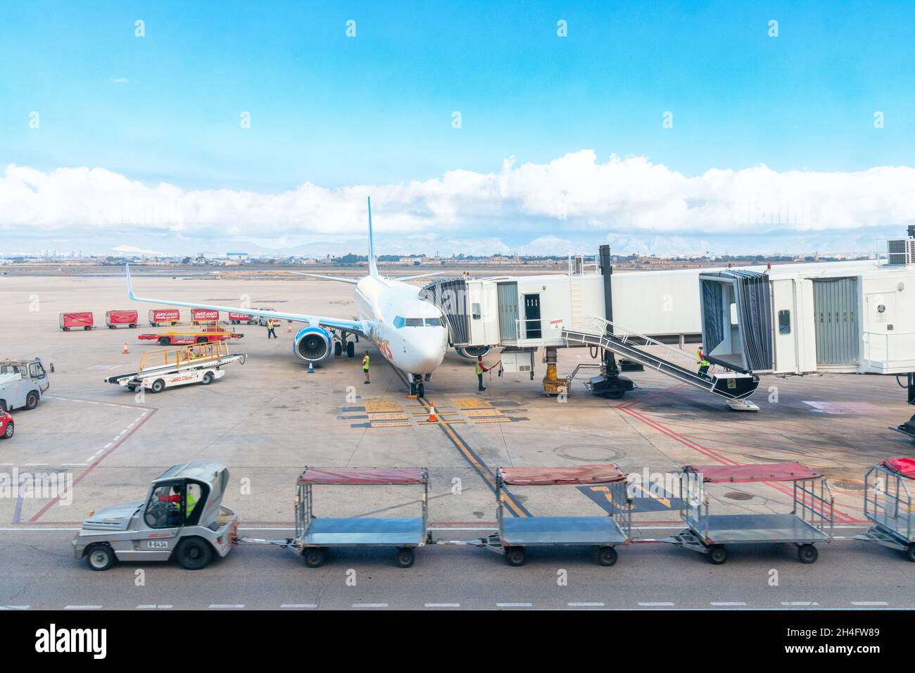 Palma airport jet2 hi-res stock photography and images - Alamy