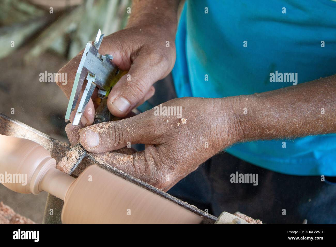 Senior hands turning wood Stock Photo - Alamy