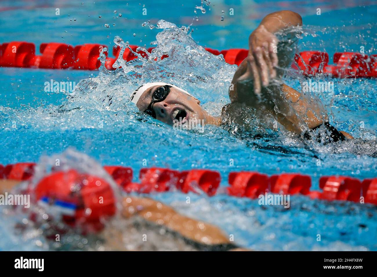Gunes viktoria zeynep tur gold medal hi-res stock photography and ...
