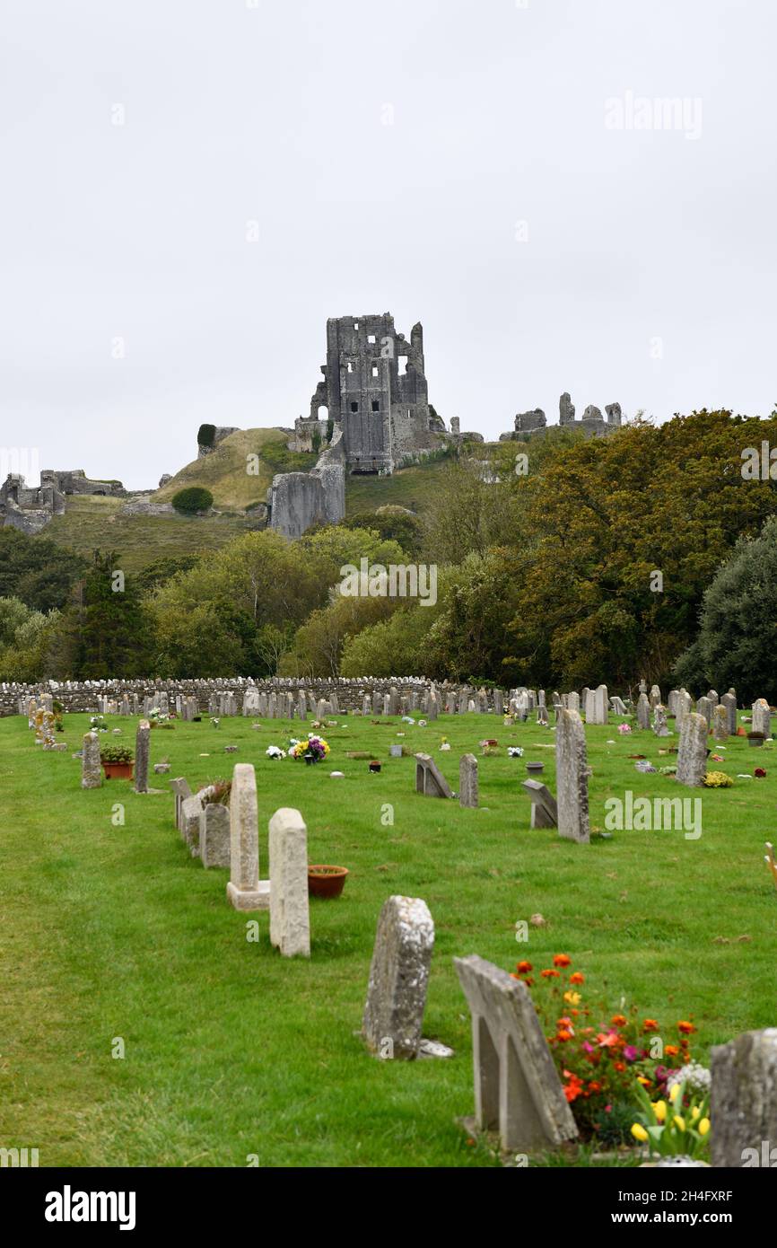 Commonwealth War Graves in front of Corfe Castle Corfe Dorset England ...