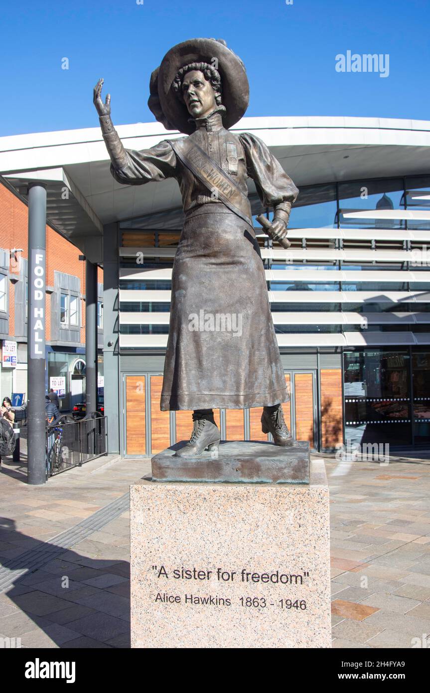 The womens kingdom hi-res stock photography and images - Alamy