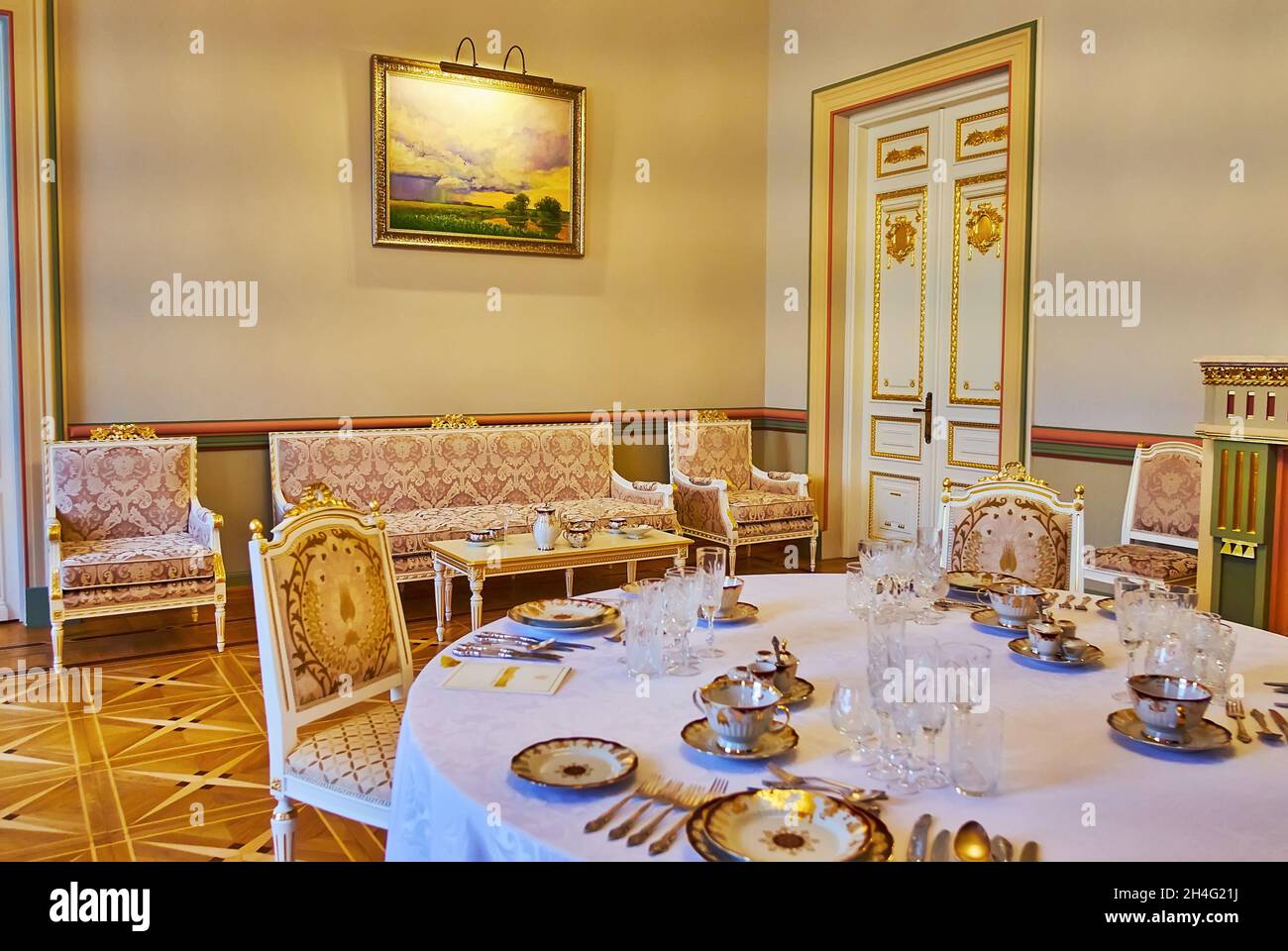 KYIV, UKRAINE - JUNE 25, 2021: Interior of Dining Room of Mariinskyi ...