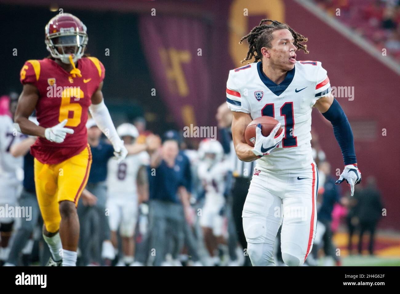 Arizona Wildcats wide receiver Tayvian Cunningham (11) has his helmet ...