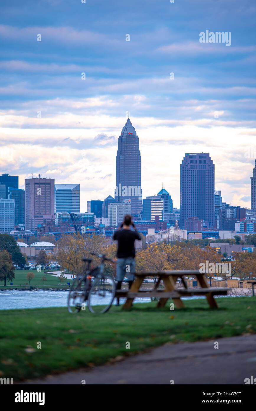 Cleveland Skyline in Fall Stock Photo - Alamy