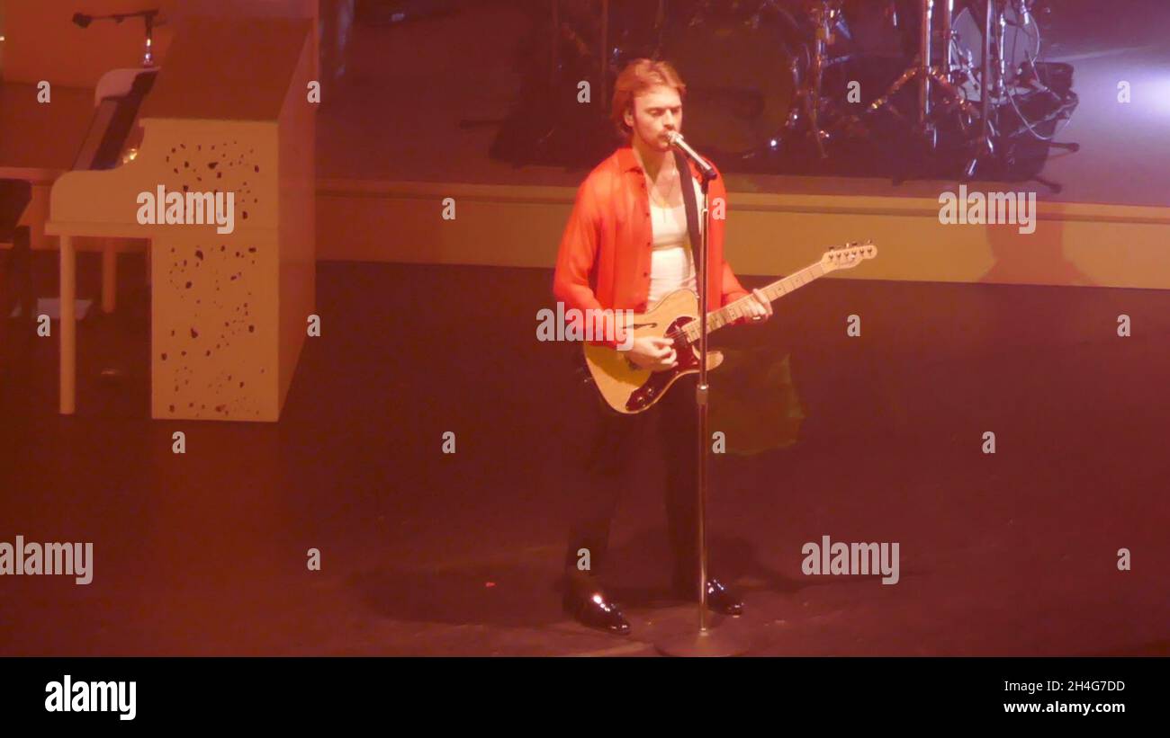 Los Angeles, California, USA 27th October 2021 Musician/singer Finneas ...