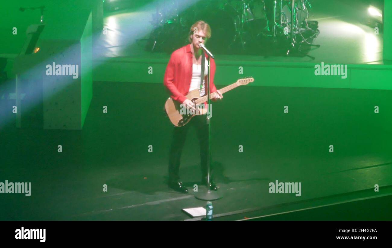 Los Angeles, California, USA 27th October 2021 Musician/singer Finneas ...