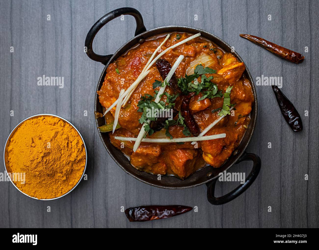 Indian foodies hi-res stock photography and images - Alamy