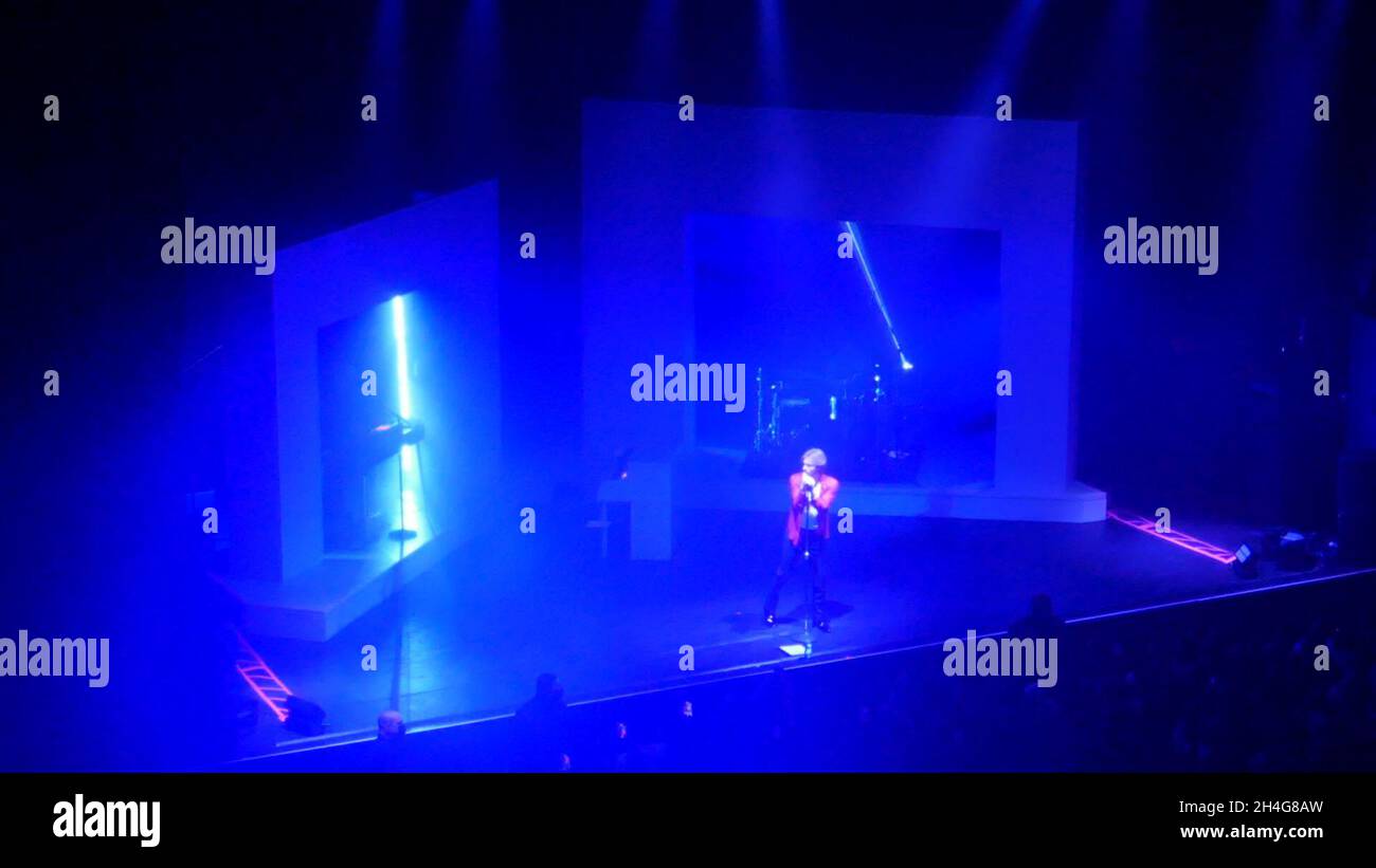 Los Angeles, California, USA 27th October 2021 Musician/singer Finneas ...