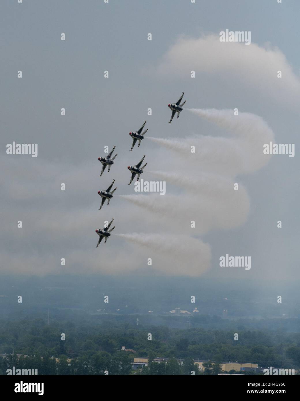 The United States Air Force Air Demonstration Squadron "Thunderbirds ...