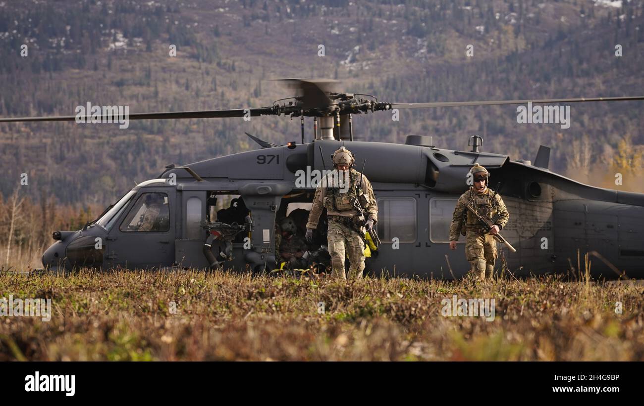 Alaska Air National Guardsmen assigned to the 212th Rescue Squadron ...