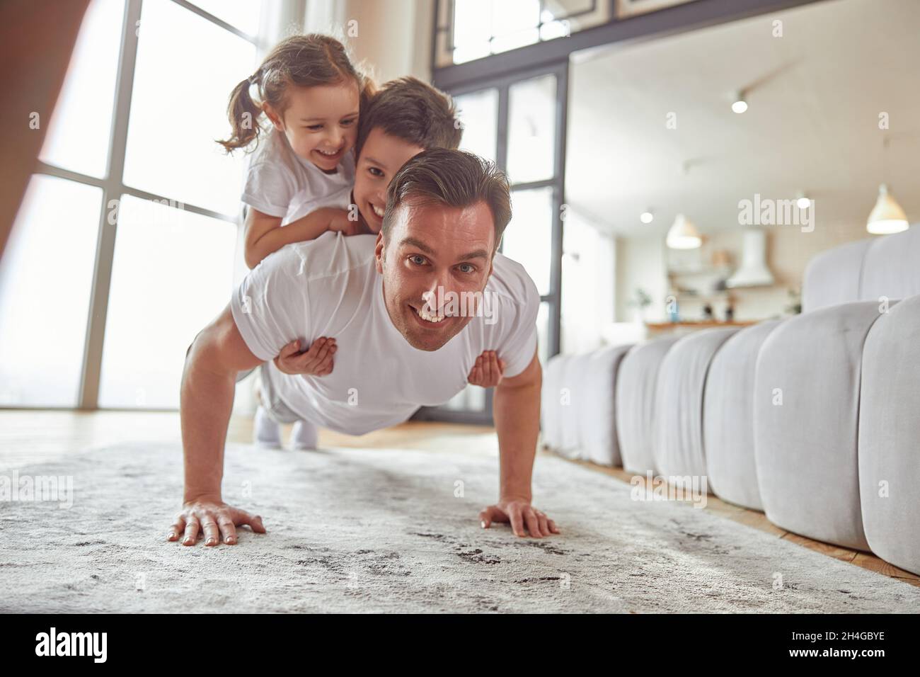 Children doing push ups hi-res stock photography and images - Alamy