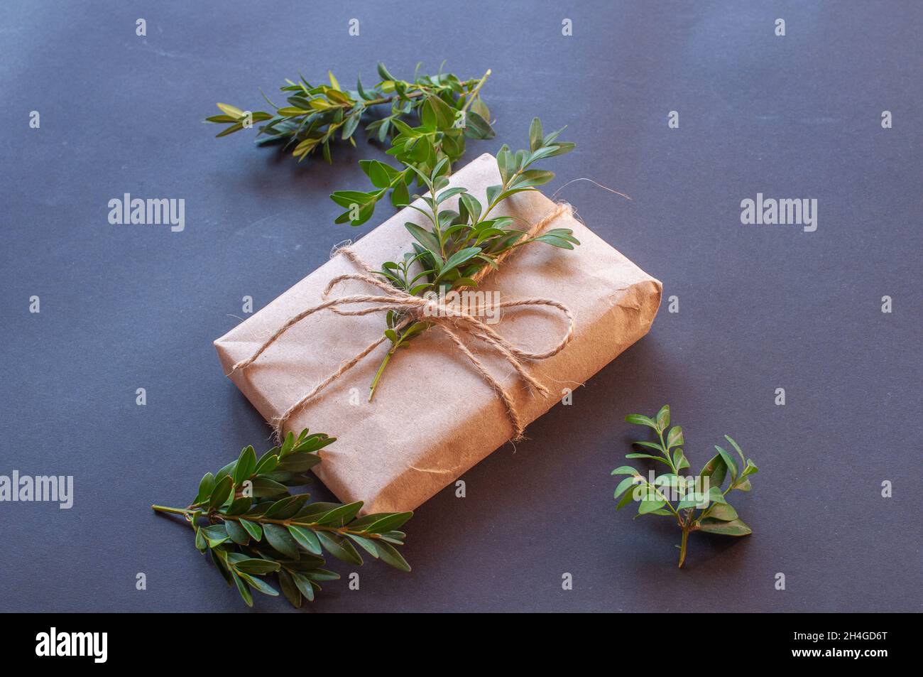 Packaging craft hi-res stock photography and images - Alamy