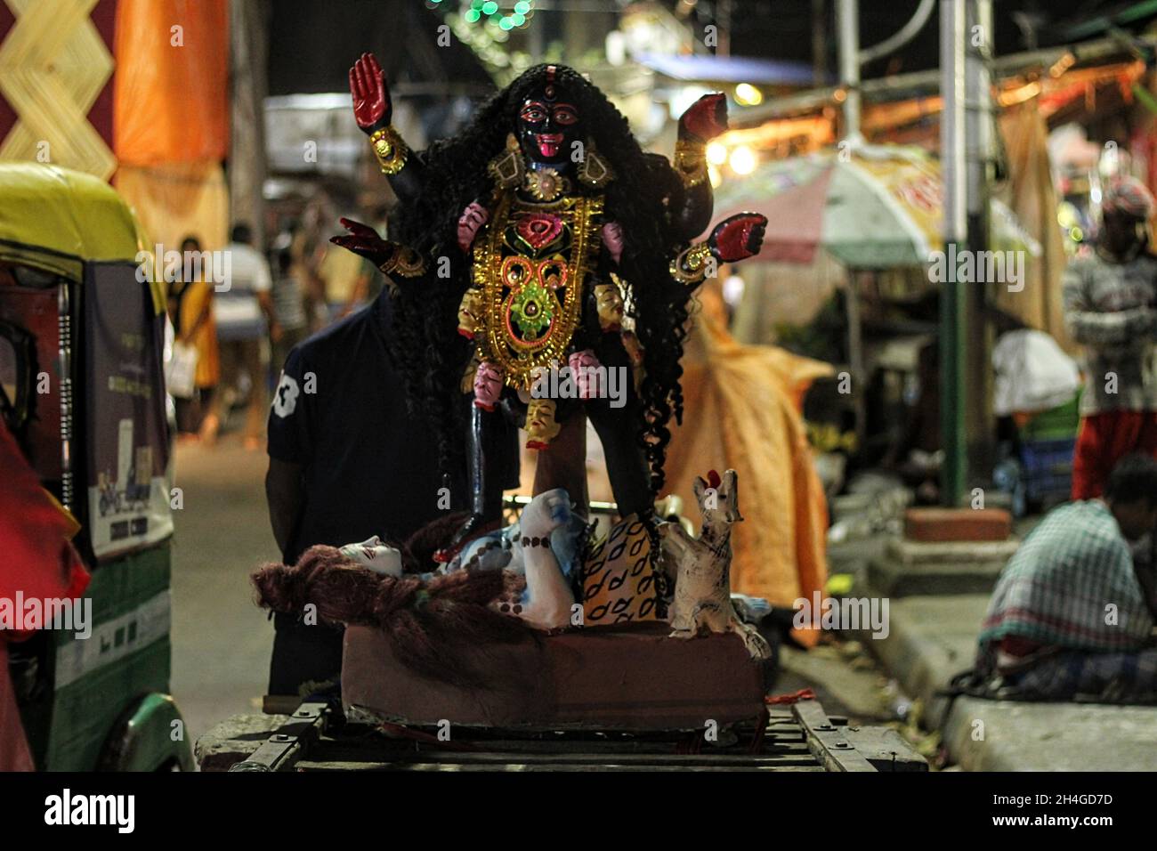 Kolkata, India. 02nd Nov, 2021. As only one day is left for Kali Puja ...