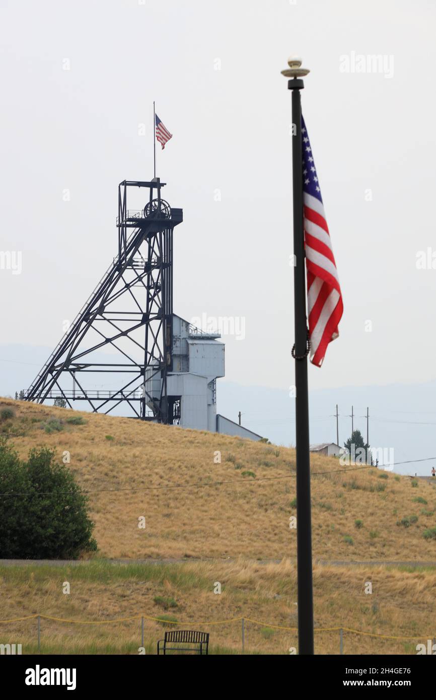 Shaft of a flag hi-res stock photography and images - Alamy