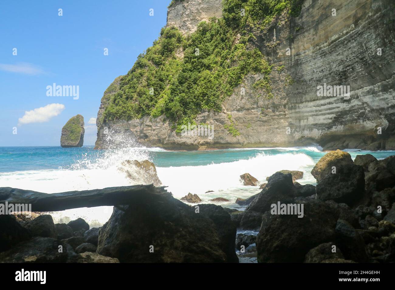 Beautiful Panorama Wild Tropical Beach. Turquoise Sea at Tembelingan ...
