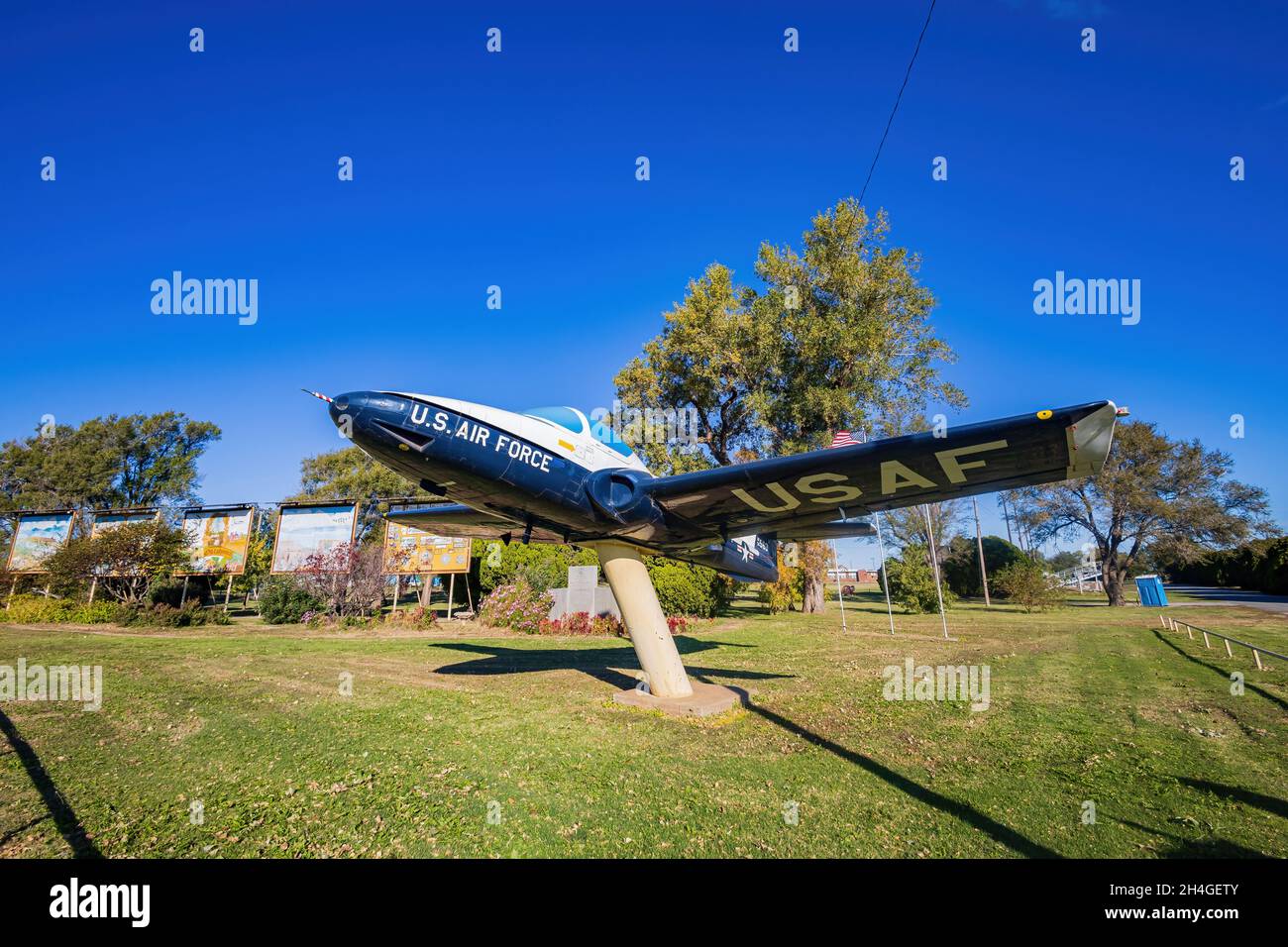 Jet lions memorial park hi-res stock photography and images - Alamy