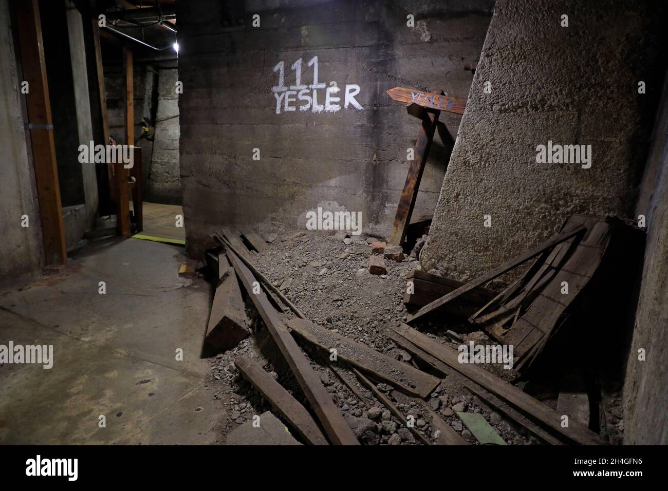 Seattle Underground a network of underground passageways and basements ...