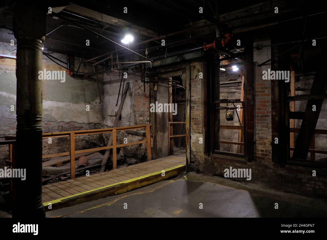 Seattle Underground a network of underground passageways and basements ...