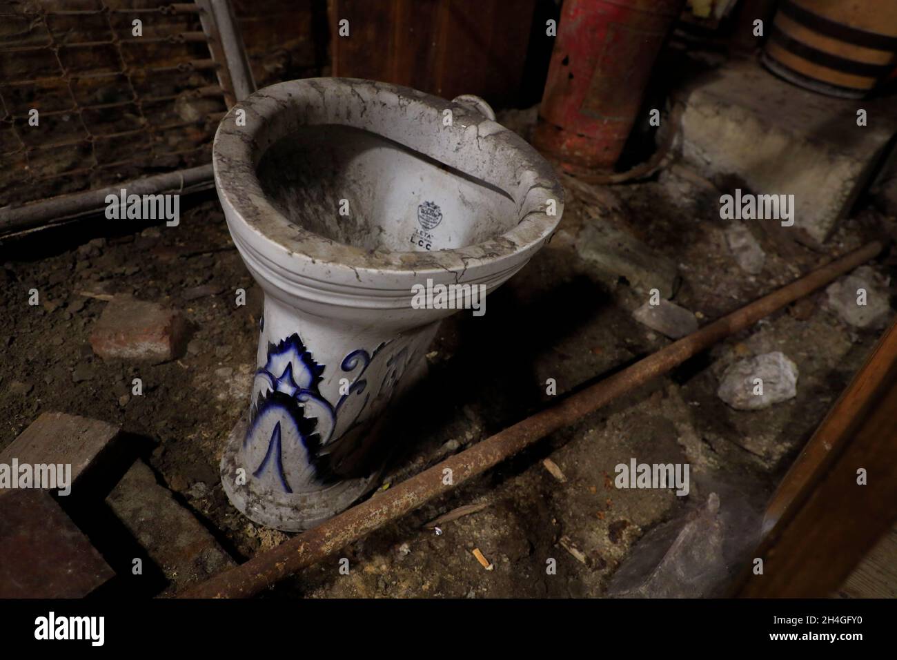 An abandoned ceramic toilet in Underground Seattle, a network of ...