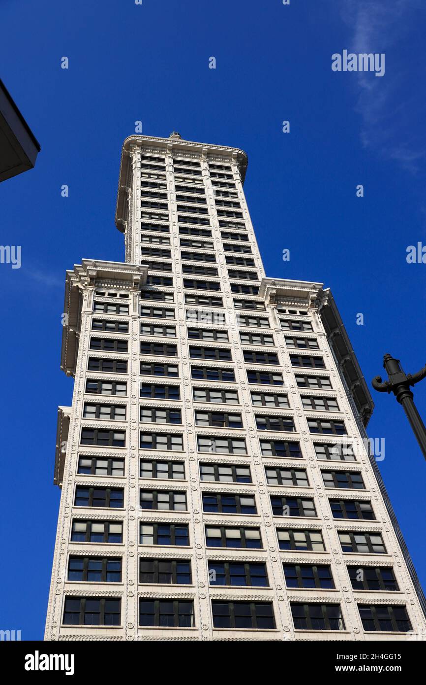 Historic smith tower hi-res stock photography and images - Alamy