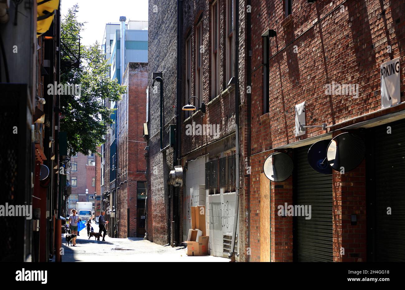 Seattle downtown alleyway hi-res stock photography and images - Alamy