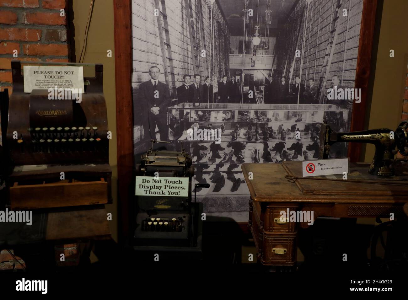 Exhibition of the history of Seattle and Seattle Underground city ...