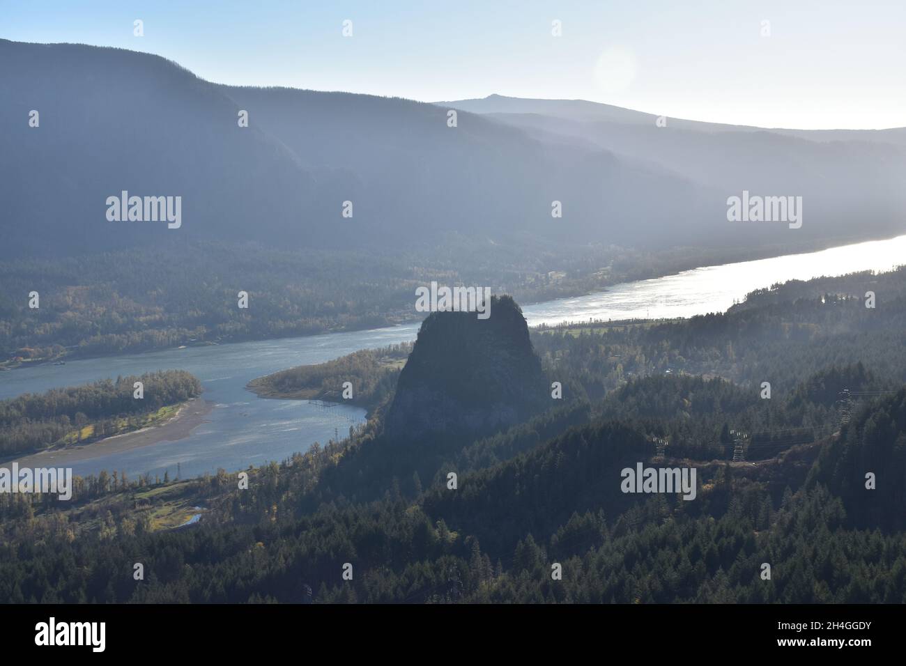 Views of Beacon Rock and the Columbia River from the Hamilton Mountain ...