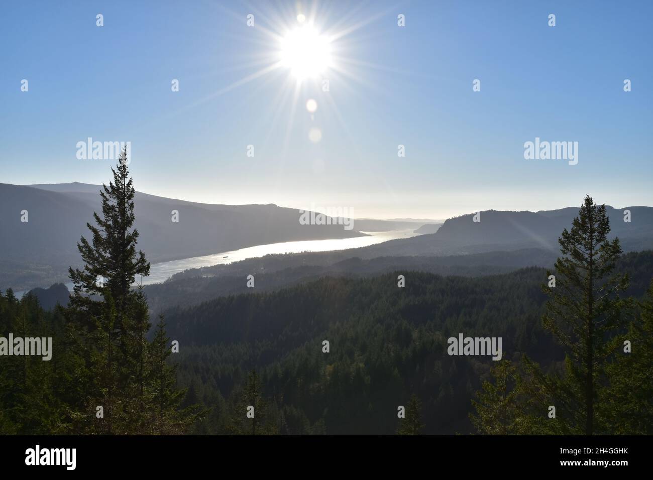 Late afternoon views from the Hamilton Mountain Trail hike on a clear ...