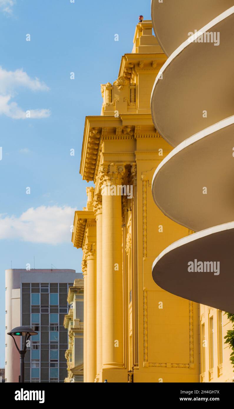 Cultural center of banco do brasil hi-res stock photography and images ...