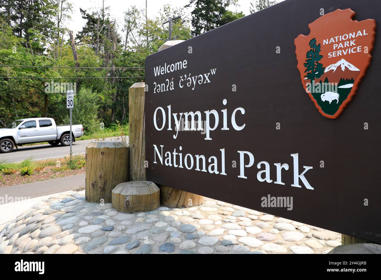 Olympic National Park sign near Port Angeles visitor center.Port ...