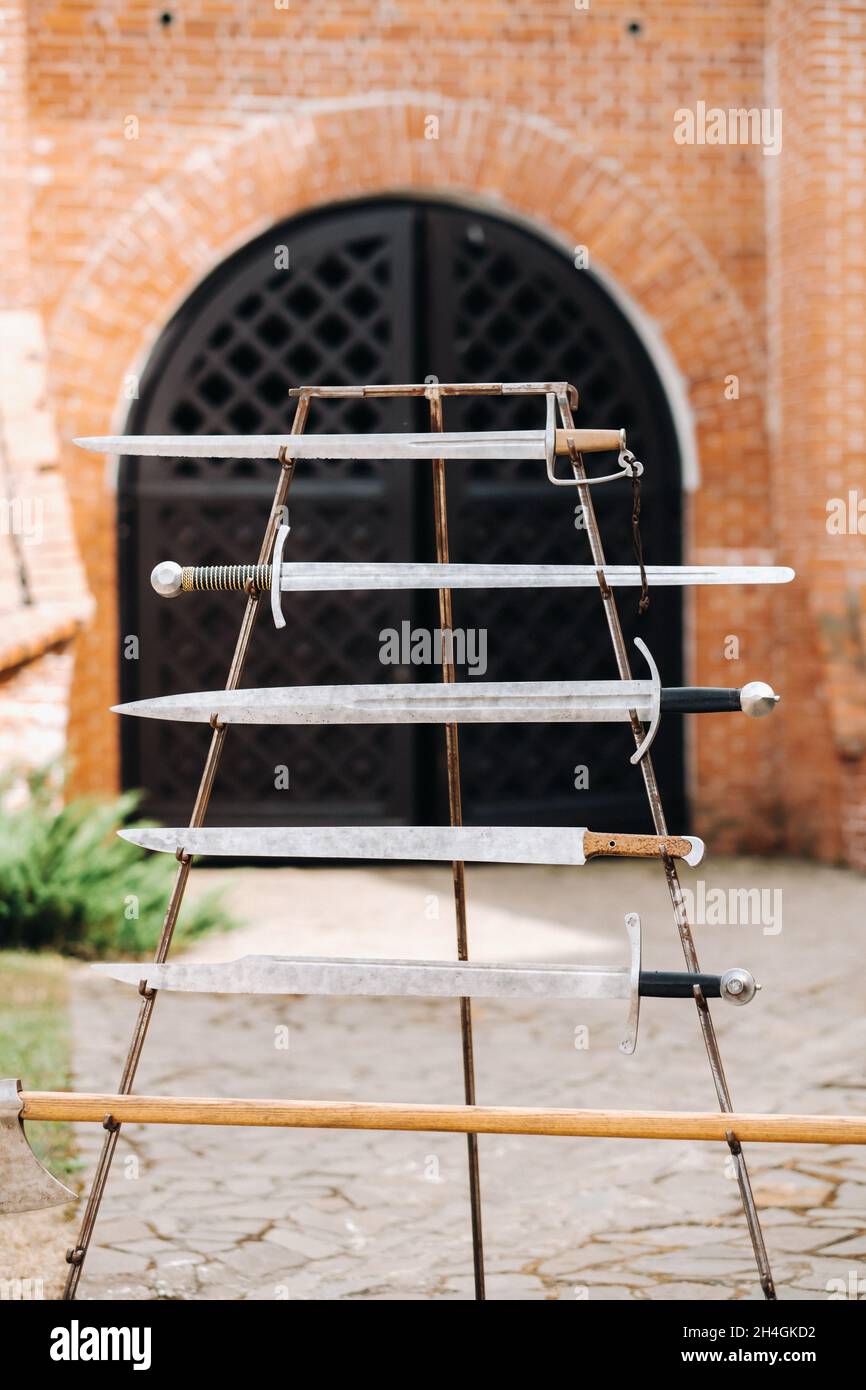 Ancient swords hi-res stock photography and images - Alamy