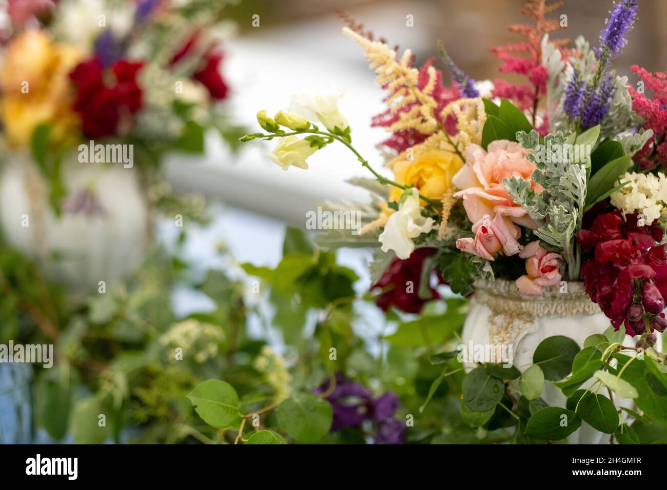 Candlelight table castle hi-res stock photography and images - Alamy