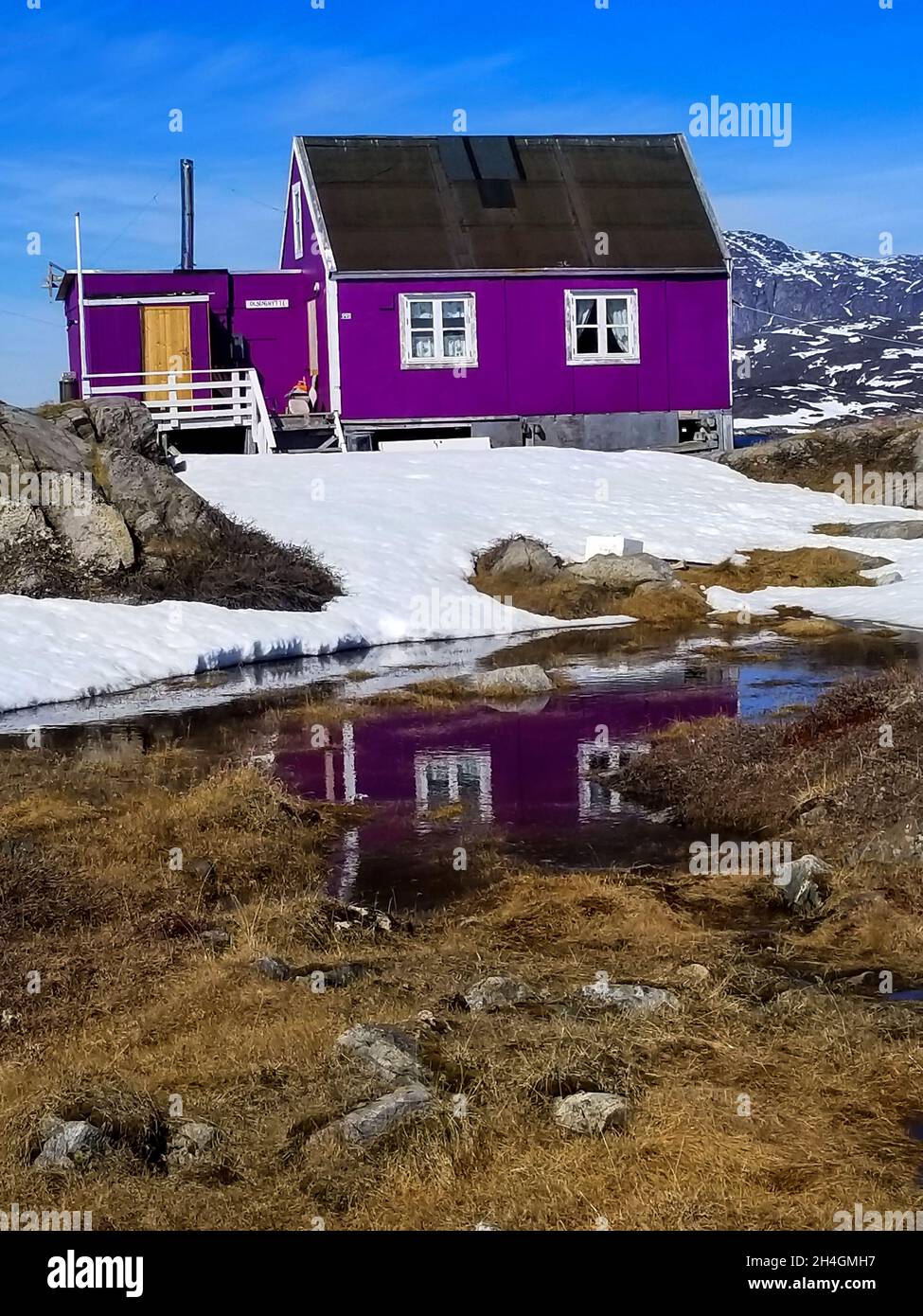 Purple house hi-res stock photography and images - Alamy
