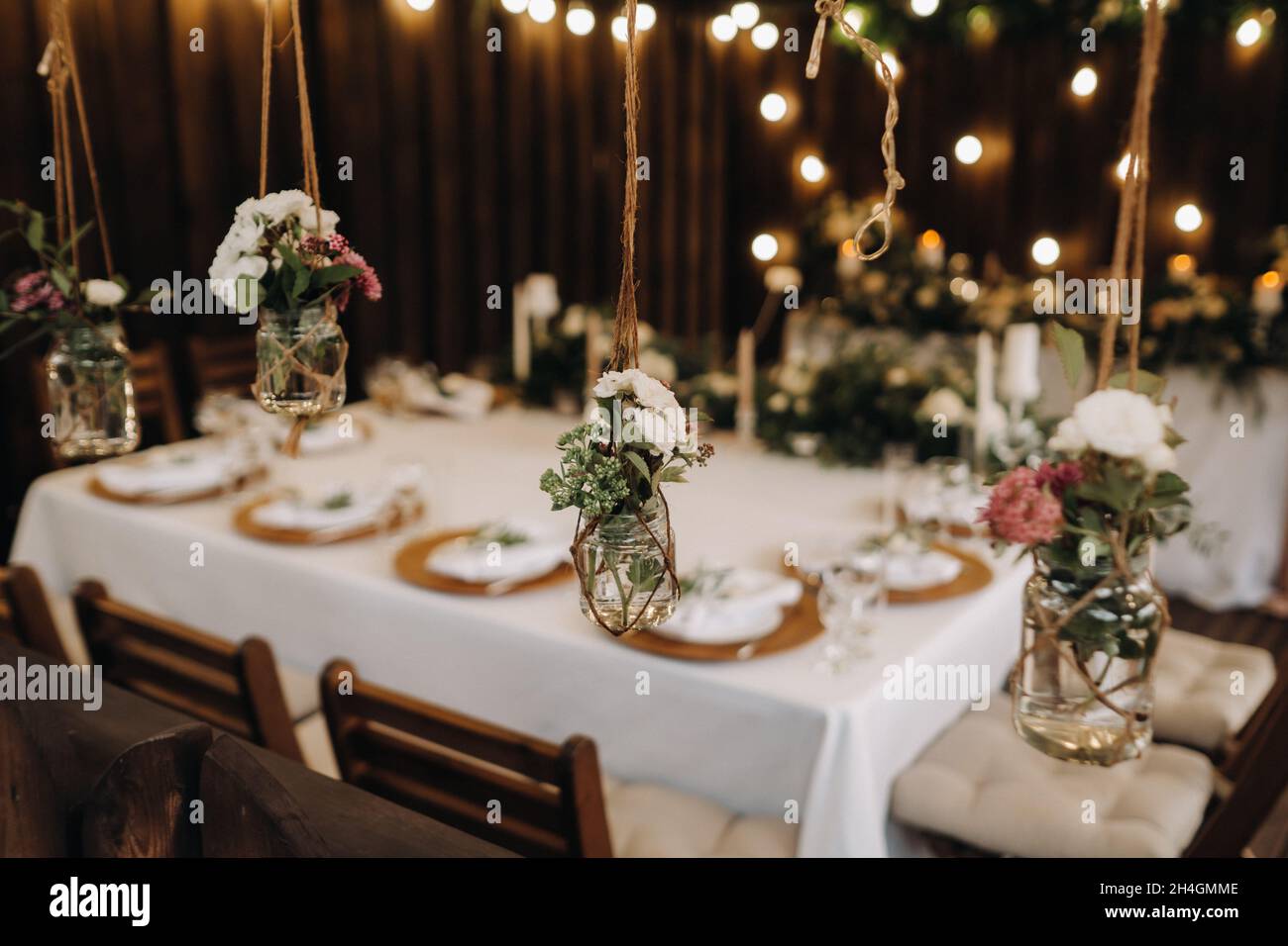 Candlelight table castle hi-res stock photography and images - Alamy