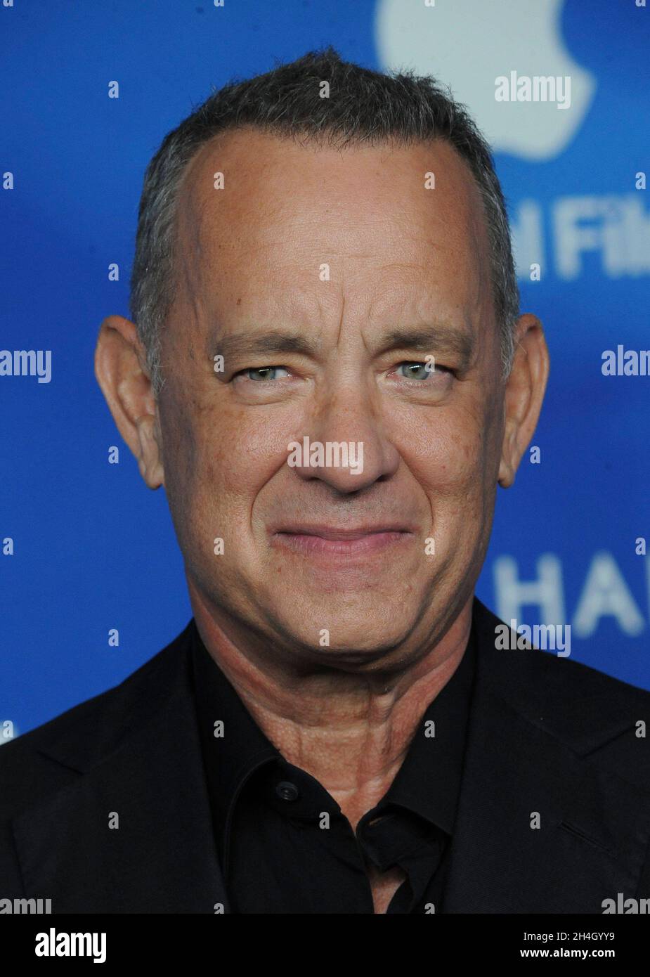 Tom hanks in finch hi-res stock photography and images - Alamy