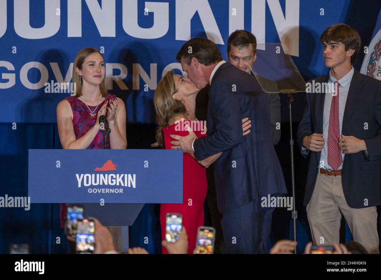 Suzanne youngkin hi-res stock photography and images - Alamy