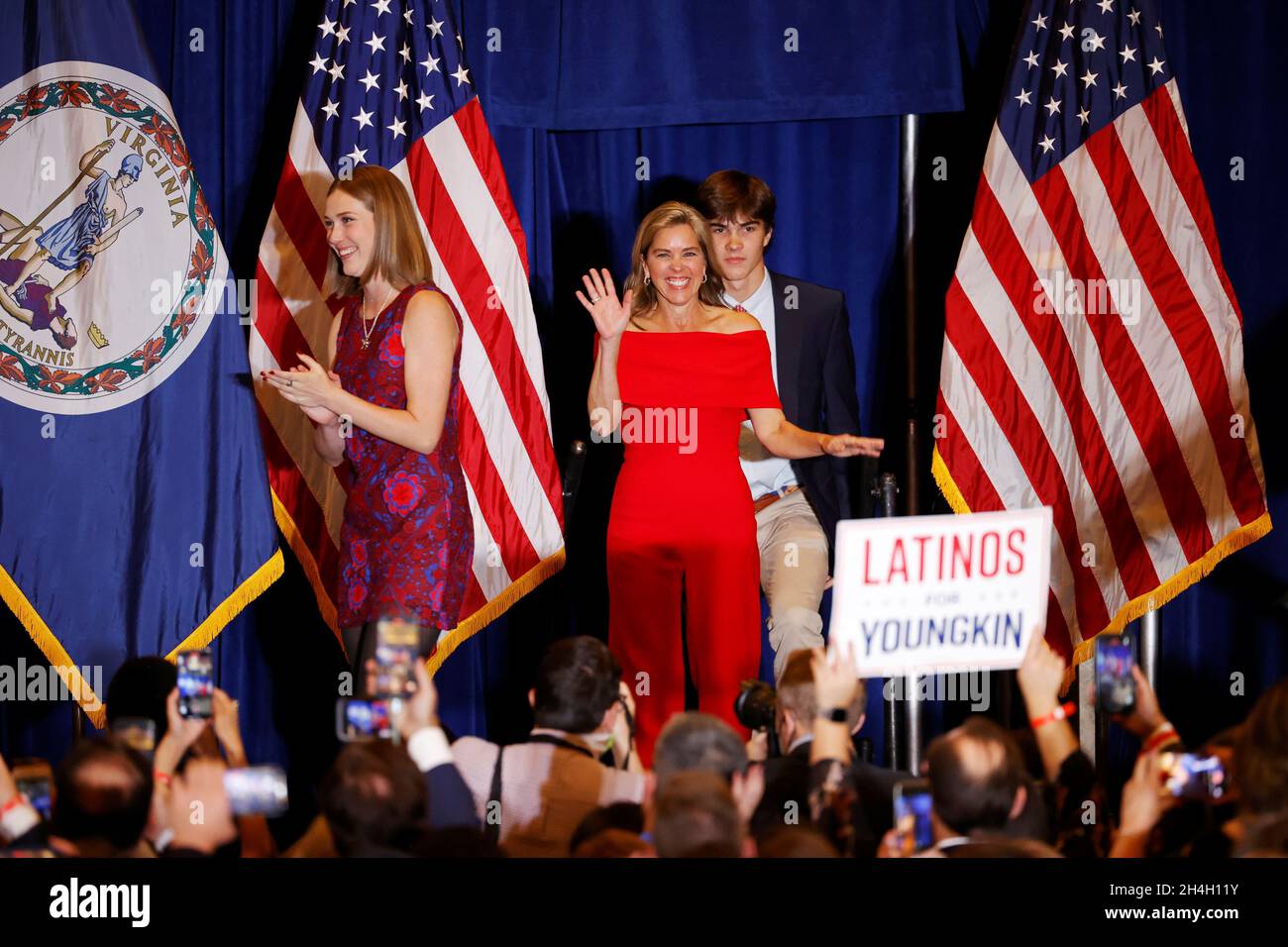 Suzanne youngkin hi-res stock photography and images - Alamy