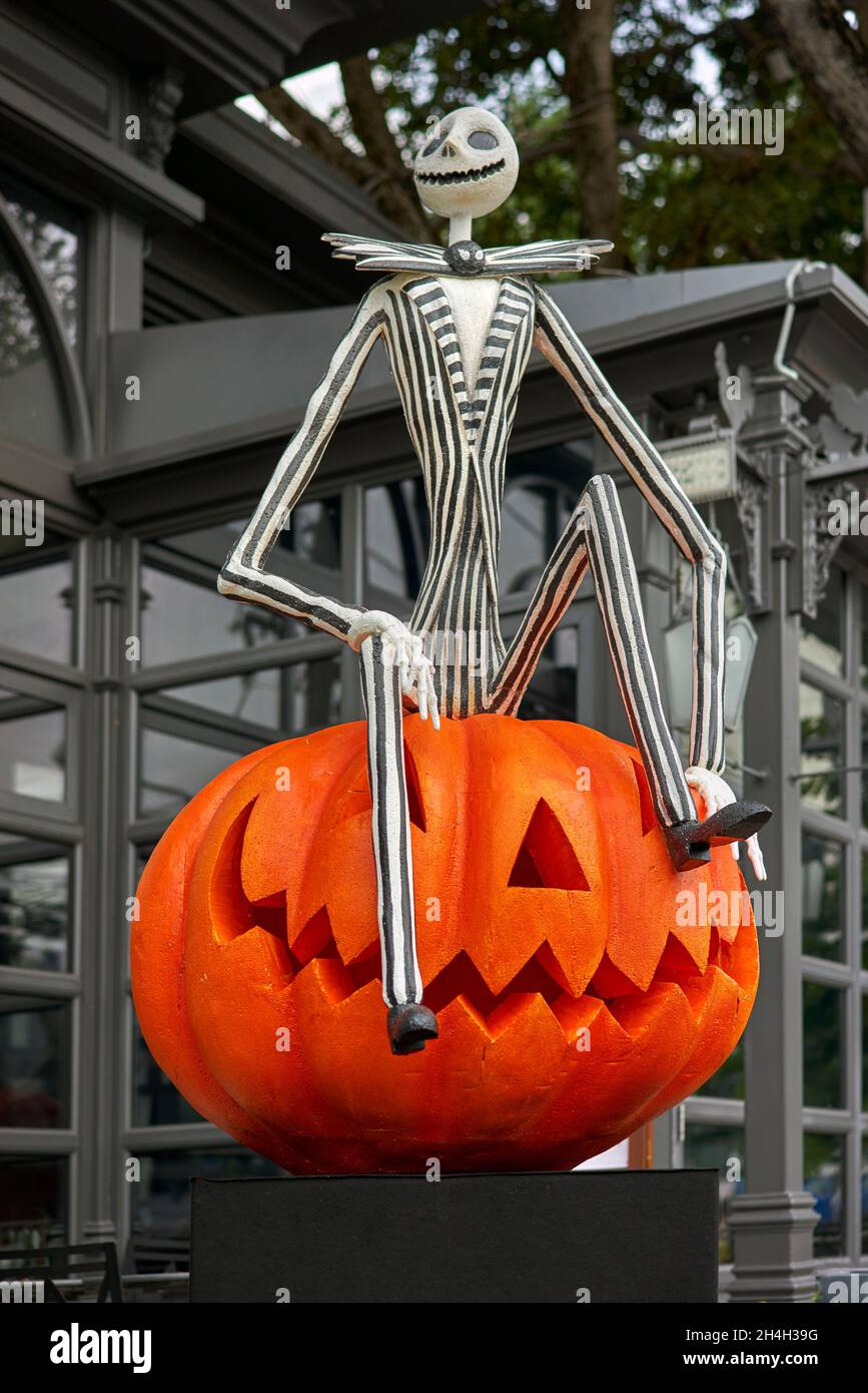 Halloween pumpkin and skeleton figure Stock Photo - Alamy
