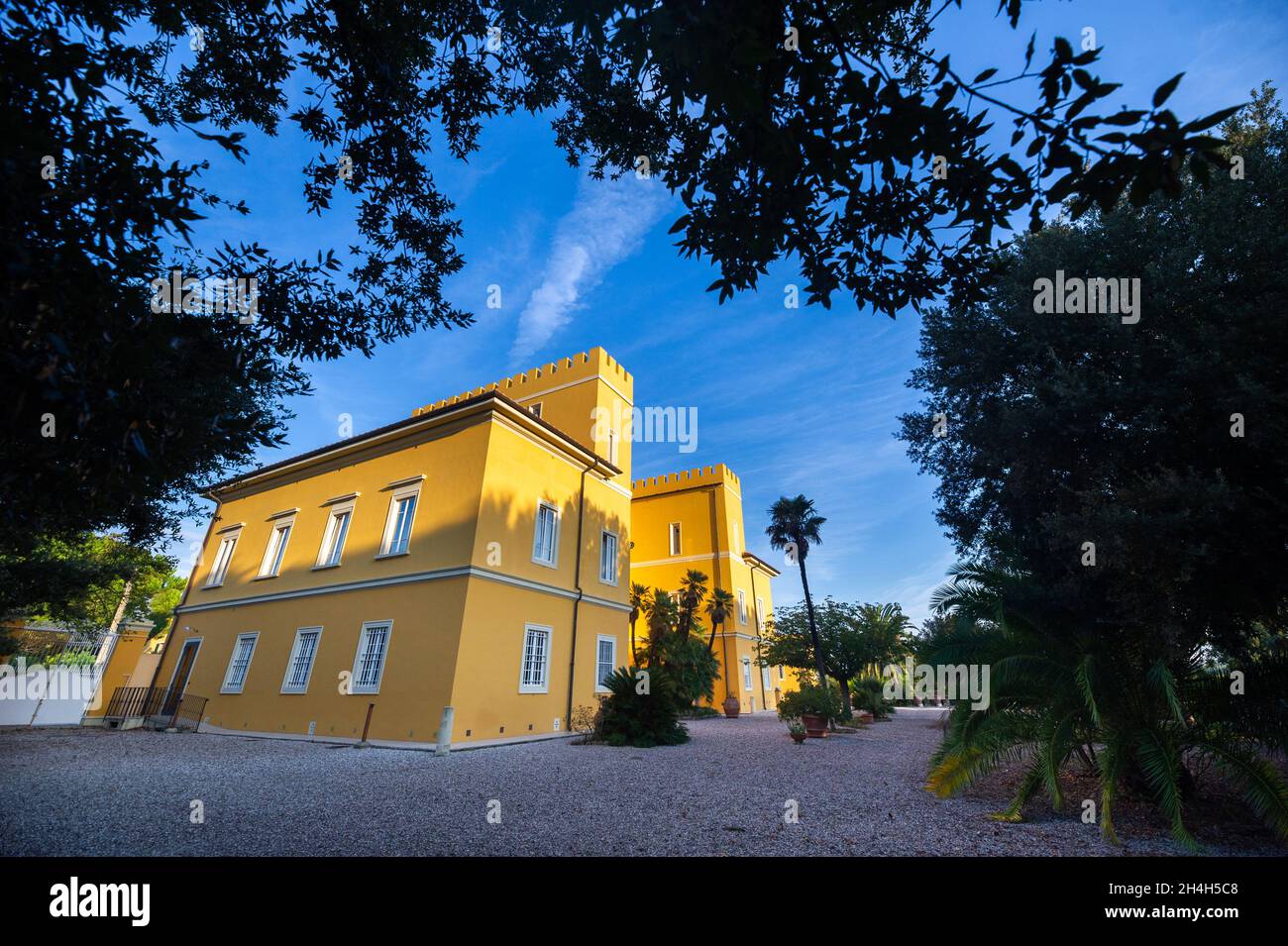 Old large yellow villa in the Tuscany region.Italy Stock Photo - Alamy