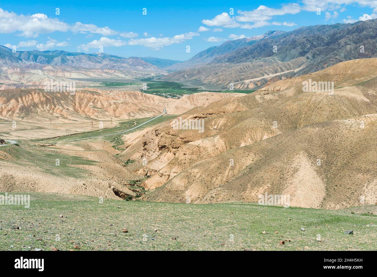 Song-Kol Lake Road, Naryn Province, Kyrgyzstan, Central Asia Stock ...