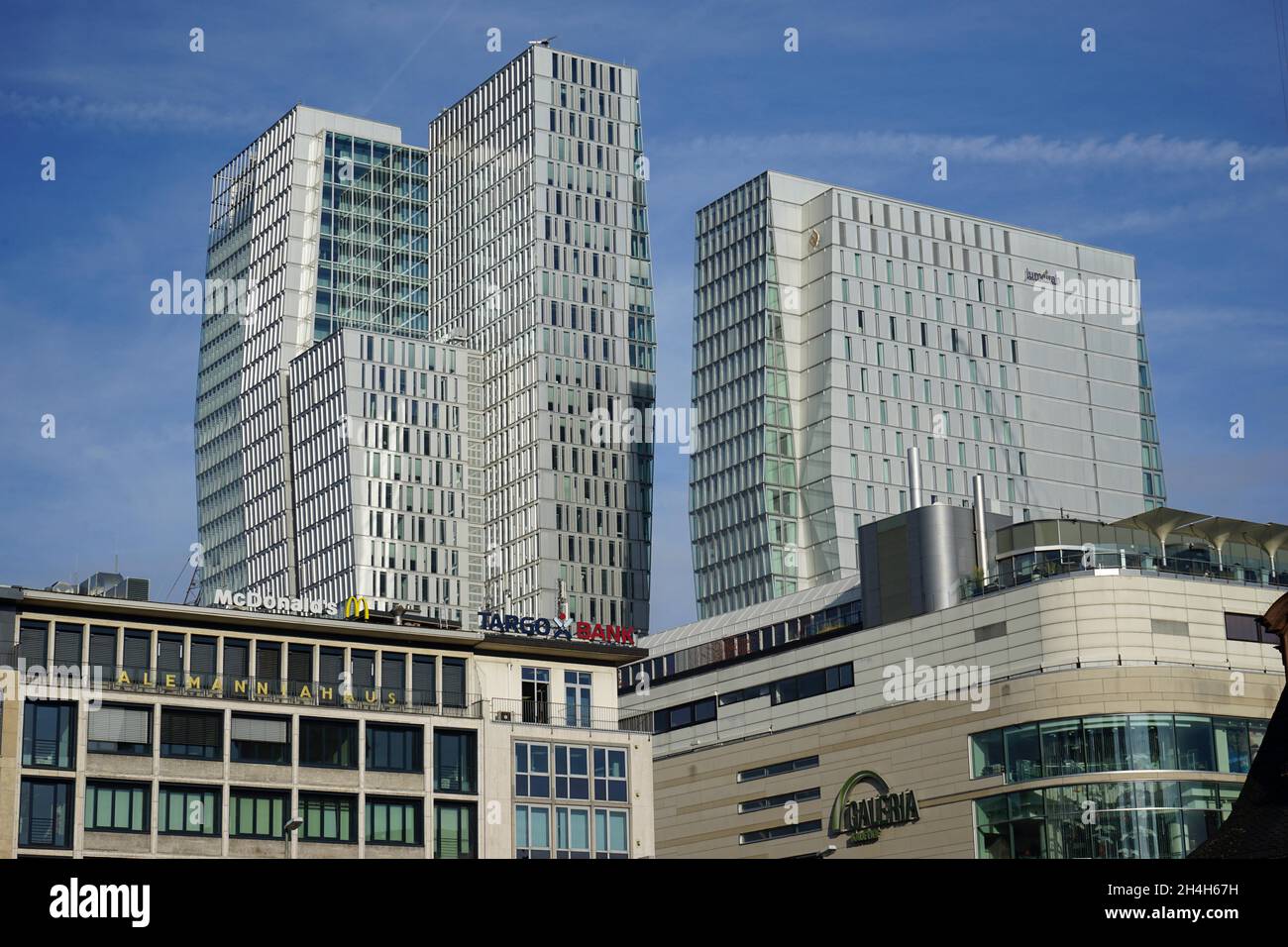 Nextower, Jumeirah Frankfurt Hotel, Kaufhof, Zeil, Palaisquartier, city ...