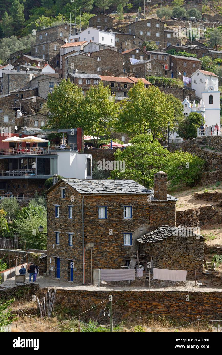 Slate village Piadao, Serra da Estrela, region Centro, Portugal Stock ...